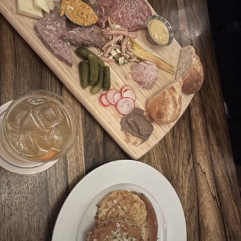 STAMMTISCH - 585 Photos & 534 Reviews - 401 NE 28th Ave, Portland ...