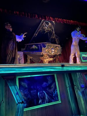 HAUNTED GOLF - 41 Photos & 36 Reviews - Mini Golf - 842 Boardwalk ...