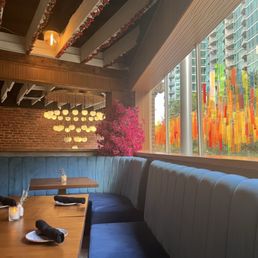 AGORA MIDTOWN - Updated August 2025 - 310 Photos & 421 Reviews - 92 ...