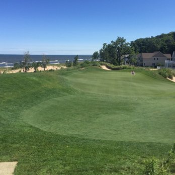 HARBOR SHORES - Updated January 2026 - 21 Photos & 19 Reviews - 201 ...