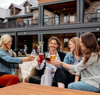 THE BELOIT CLUB - Updated October 2025 - 36 Photos & 11 Reviews - 2327 ...