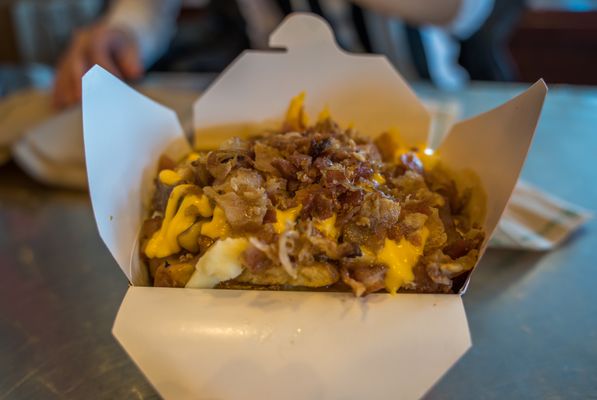 SMOKE’S POUTINERIE - 367 Photos & 306 Reviews - Fast Food - 5869 ...