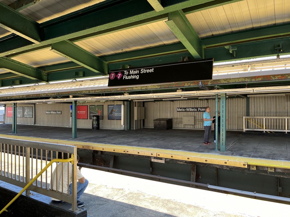 MTA - METS-WILLETS POINT SUBWAY STATION - Updated May 2024 - 80 Photos ...