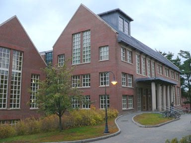 UNH DIMOND LIBRARY - Updated October 2025 - 18 Library Way, Durham, New ...