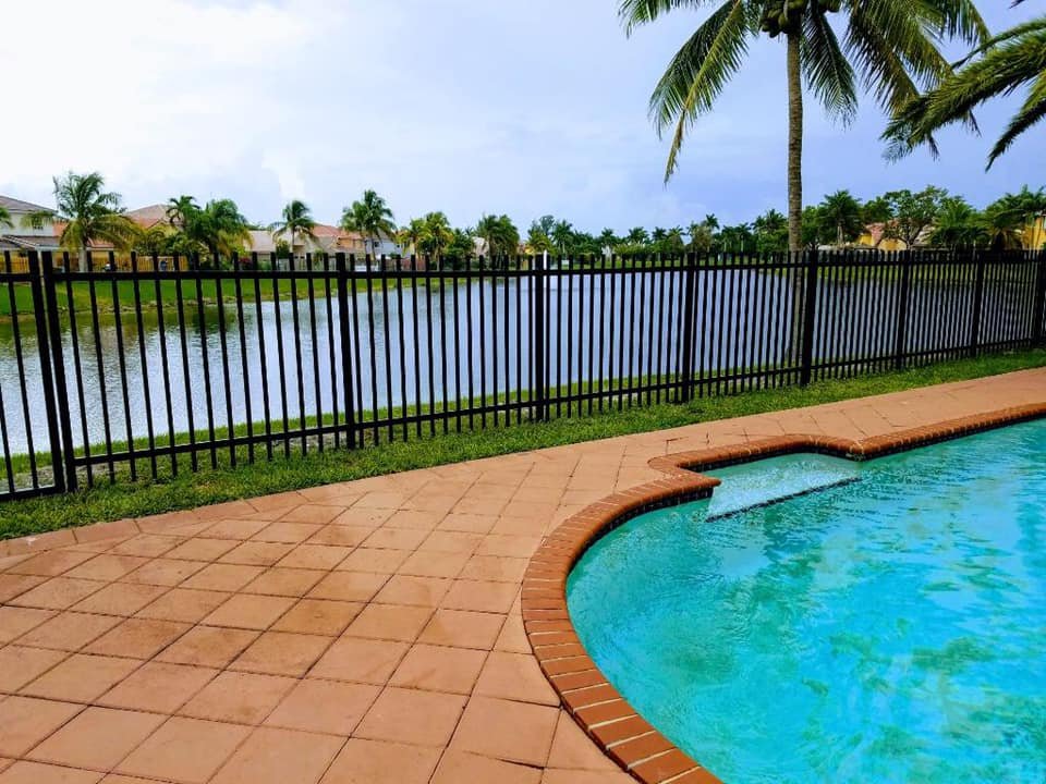 LANDY LINX FENCES - 171 Photos - Pembroke Pines, Florida - Fences ...
