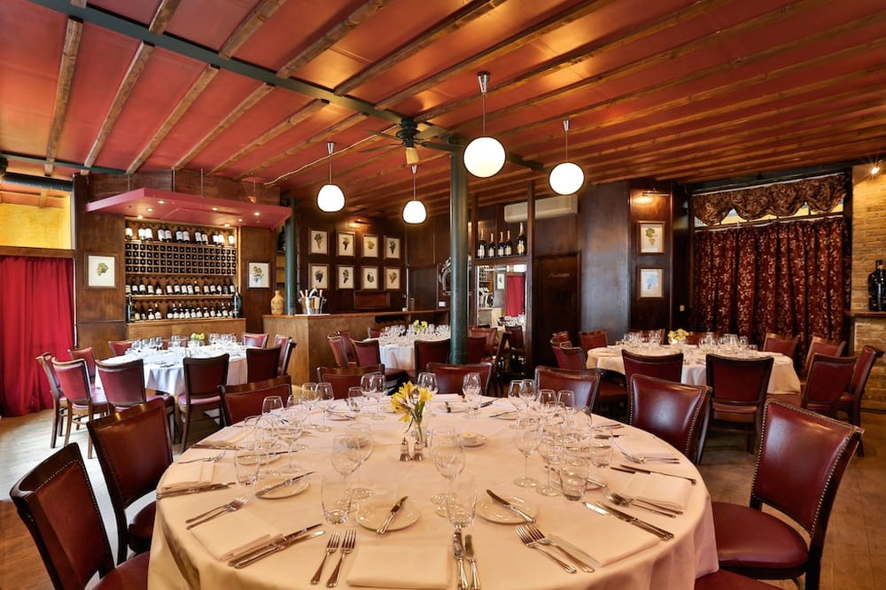 BLEEDING HEART RESTAURANT - 14 Photos & 39 Reviews - Off Greville ...