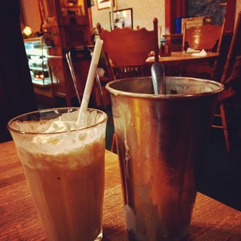 THE COURIER CAFE - Updated June 2024 - 213 Photos & 455 Reviews - 111 N ...