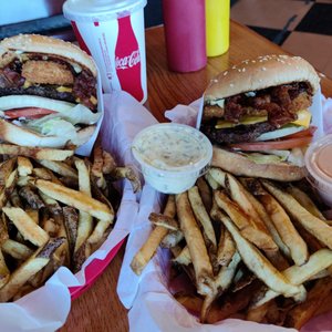BURGER EXPRESS - 278 Photos & 443 Reviews - 32805 Pacific Hwy S ...