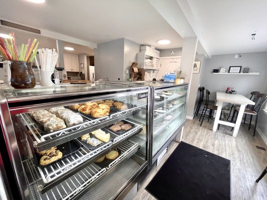 RED ROSE CAFE - 111 Photos & 70 Reviews - 125 Lebanon Ave, Colchester ...