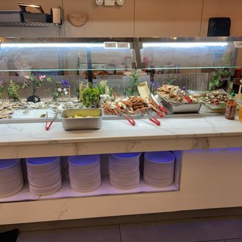 SEA & SKY FEAST BUFFET - Updated December 2024 - 352 Photos & 70 ...