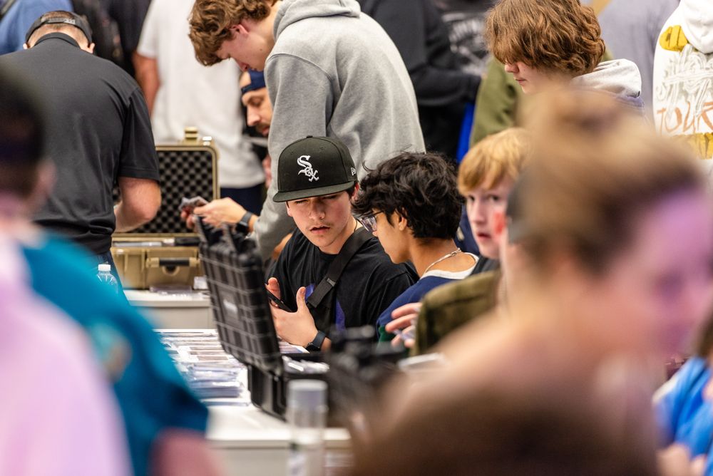 CARDSHQ - Updated July 2024 - 23 Photos & 13 Reviews - 3101 Cobb Pkwy ...