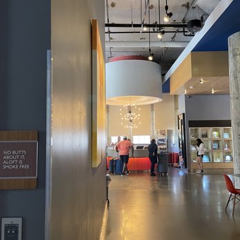 ALOFT DALLAS DOWNTOWN - Updated May 2024 - 253 Photos & 225 Reviews ...