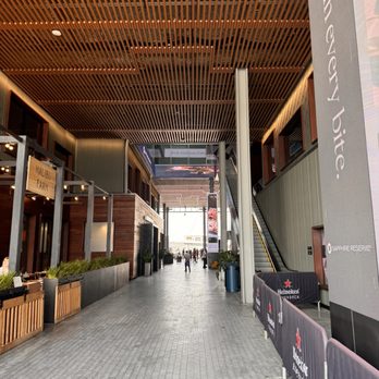 PIER 17 - Updated August 2025 - 812 Photos & 221 Reviews - 89 S St, New ...