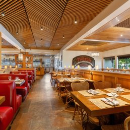 PIETRO’S - Updated July 2025 - 2112 Photos & 1724 Reviews - 317 E Kettleman Ln, Lodi, California ...