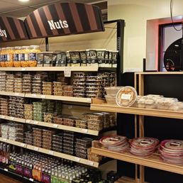 LEO’S BAKERY & DELI - Updated May 2025 - 256 Photos & 231 Reviews - 101 ...