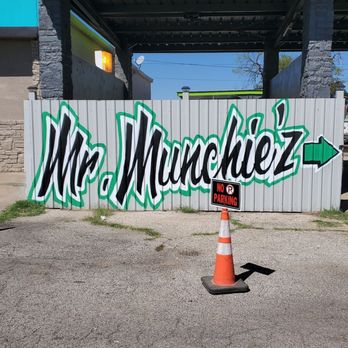 MR. MUNCHIE’Z - Updated October 2025 - 11 Photos - 1902 N Chadbourne St ...