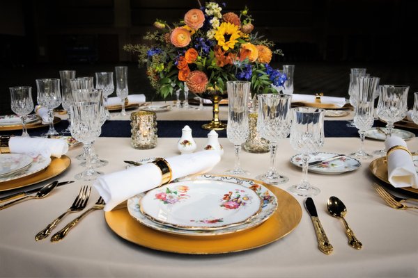 ROYAL TABLE SETTINGS - Updated October 2025 - 48 Photos - Arlington ...