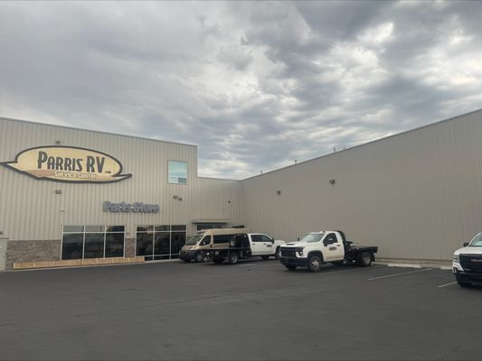 PARRIS RV - Updated December 2025 - 56 Photos & 133 Reviews - 4360 S ...