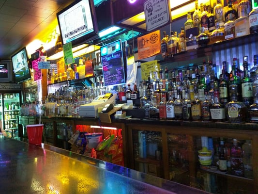 WALT’S INN - Updated December 2025 - 15 Photos & 49 Reviews - 3201 O ...