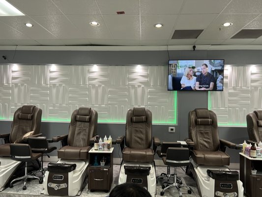 SOLACE SPA NAILS & HEADSPA - Updated January 2026 - 33 Photos & 42 ...