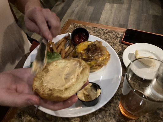 MOUNTAIN BRANCH GRILLE & PUB - Updated December 2024 - 37 Photos & 141 ...