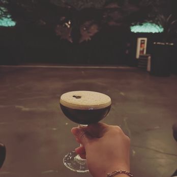 STRATUS - Updated July 2025 - 171 Photos & 271 Reviews - 433 Chestnut ...