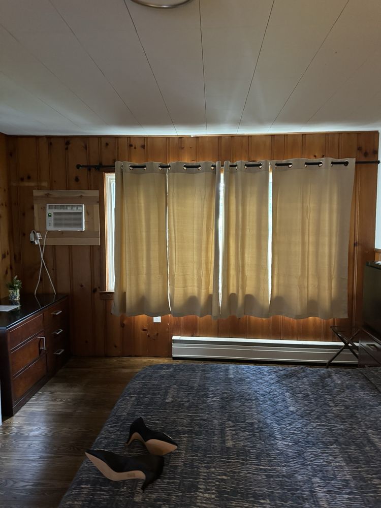 NEW HOPE LODGE - Updated December 2025 - 38 Photos & 30 Reviews - 400 W ...