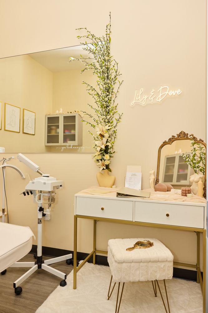 LILY & DOVE AESTHETICS - Updated May 2025 - 16 Photos - 1326 S Beach ...