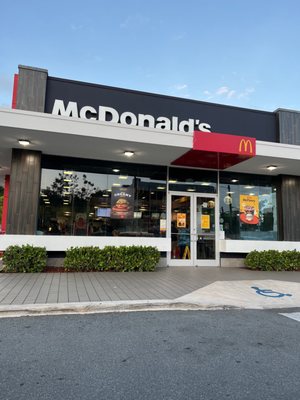 MCDONALD’S - Updated February 2025 - 29 Photos - Av. Juan Ponce de León ...