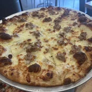 CHRISTOS RESTAURANT & BAR - Updated March 2025 - 222 Photos & 189 ...