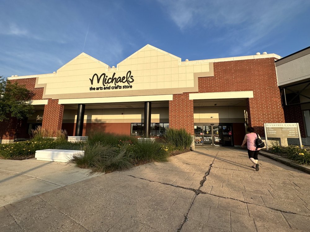 MICHAELS - Updated July 2025 - 51 Photos & 26 Reviews - 701 N Milwaukee ...