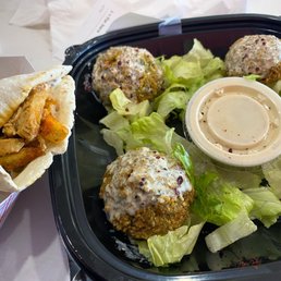 YASSIN’S FALAFEL HOUSE - Updated July 2024 - 197 Photos & 448 Reviews ...