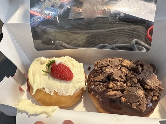 DONUT DUDES - 23 Photos & 14 Reviews - 10301 S Kedzie Ave, Chicago ...