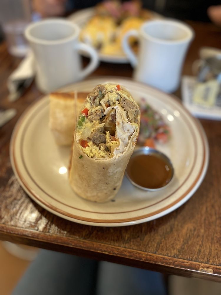 THE MONT - Updated August 2025 - 141 Photos & 132 Reviews - 2411 SE ...