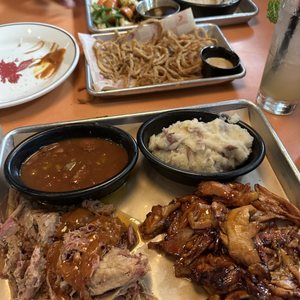LUCILLE’S SMOKEHOUSE BAR-B-QUE - 2295 Photos & 2213 Reviews - 12624 N ...