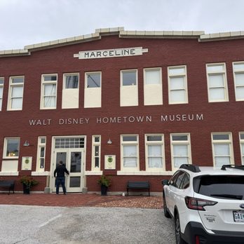 WALT DISNEY HOMETOWN MUSEUM - Updated June 2026 - 89 Photos & 40 ...