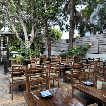 FIA RESTAURANT - Updated February 2025 - 2077 Photos & 896 Reviews ...