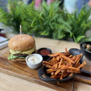 The Best 10 Restaurants near Centropolis in Laval, QC - Yelp