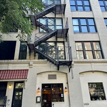 THE COMMERCE INN - Updated December 2025 - 257 Photos & 117 Reviews ...