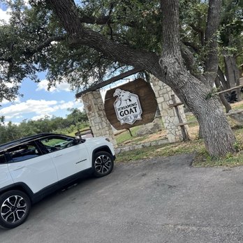 SCREAMING GOAT YARD & TAP - Updated July 2024 - 283 Photos & 174 ...