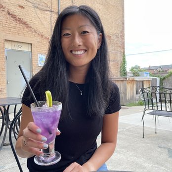 THE ORACLE - Updated December 2025 - 33 Photos & 25 Reviews - 1159 Oak ...