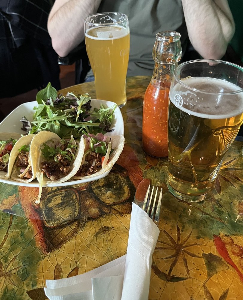 ELSE’S - 94 Photos & 115 Reviews - Bars - 156 Rue Roy E, Montréal, QC ...