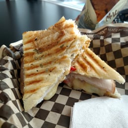 FACE ROCK CREAMERY - Updated October 2025 - 223 Photos & 343 Reviews ...