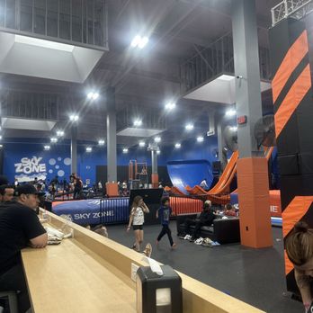 SKY ZONE TRAMPOLINE PARK - Updated July 2024 - 31 Photos & 82 Reviews ...