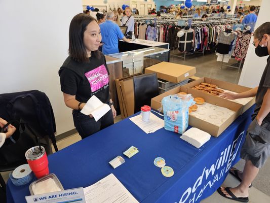 GOODWILL STORE AND DONATION CENTER - Updated August 2025 - 48 Photos ...