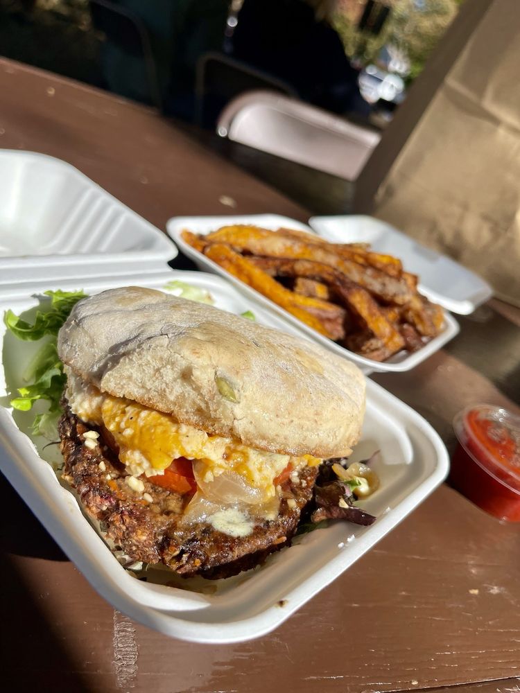 GMONKEY FARM 2 STREET - Updated November 2025 - 29 Photos & 18 Reviews ...