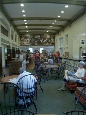 KIRKWOOD PUBLIC LIBRARY - Updated December 2025 - 18 Photos & 23 ...