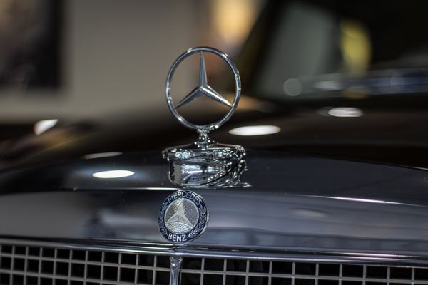 MERCEDES-BENZ OF HUNTINGTON - Updated June 2026 - 280 Photos & 125 ...