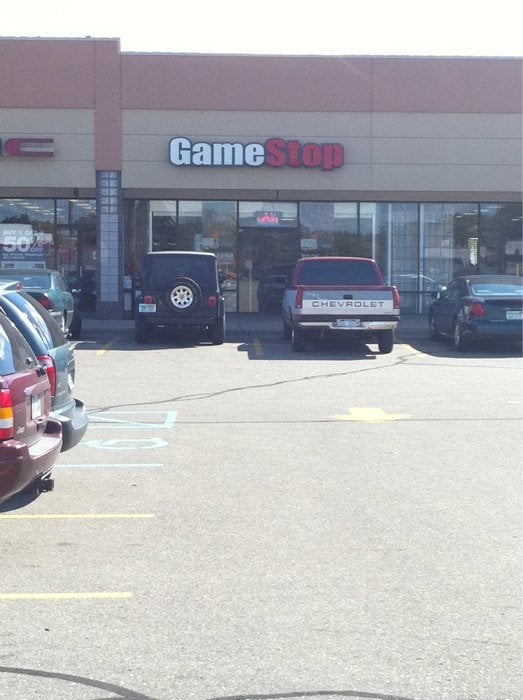 GAMESTOP - Updated October 2025 - 438 E Edgewood Blvd, Lansing ...