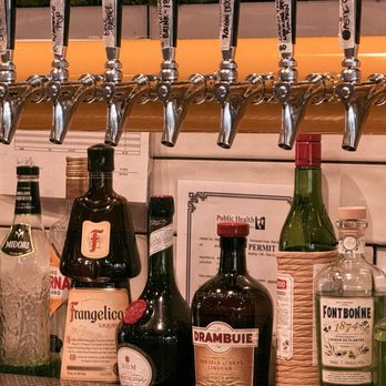 MOSS BAY HALL - Updated January 2026 - 268 Photos & 170 Reviews - 111 ...